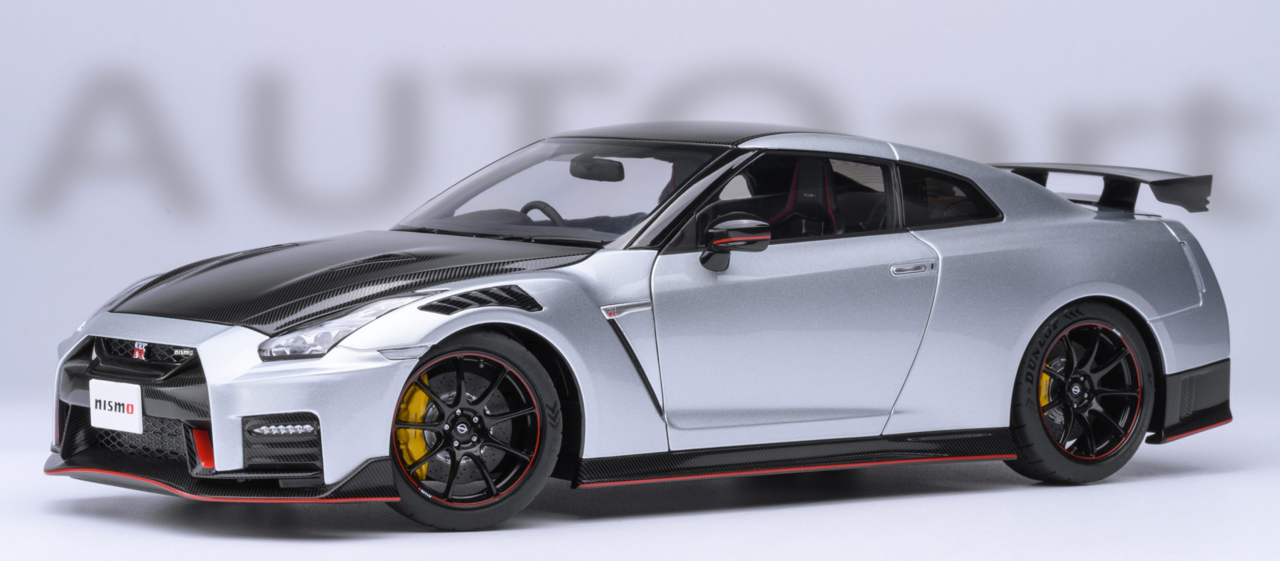 Nissan GT-R (R35) Nismo 2022 Special Edition, Ultimate Metal Silver in ...