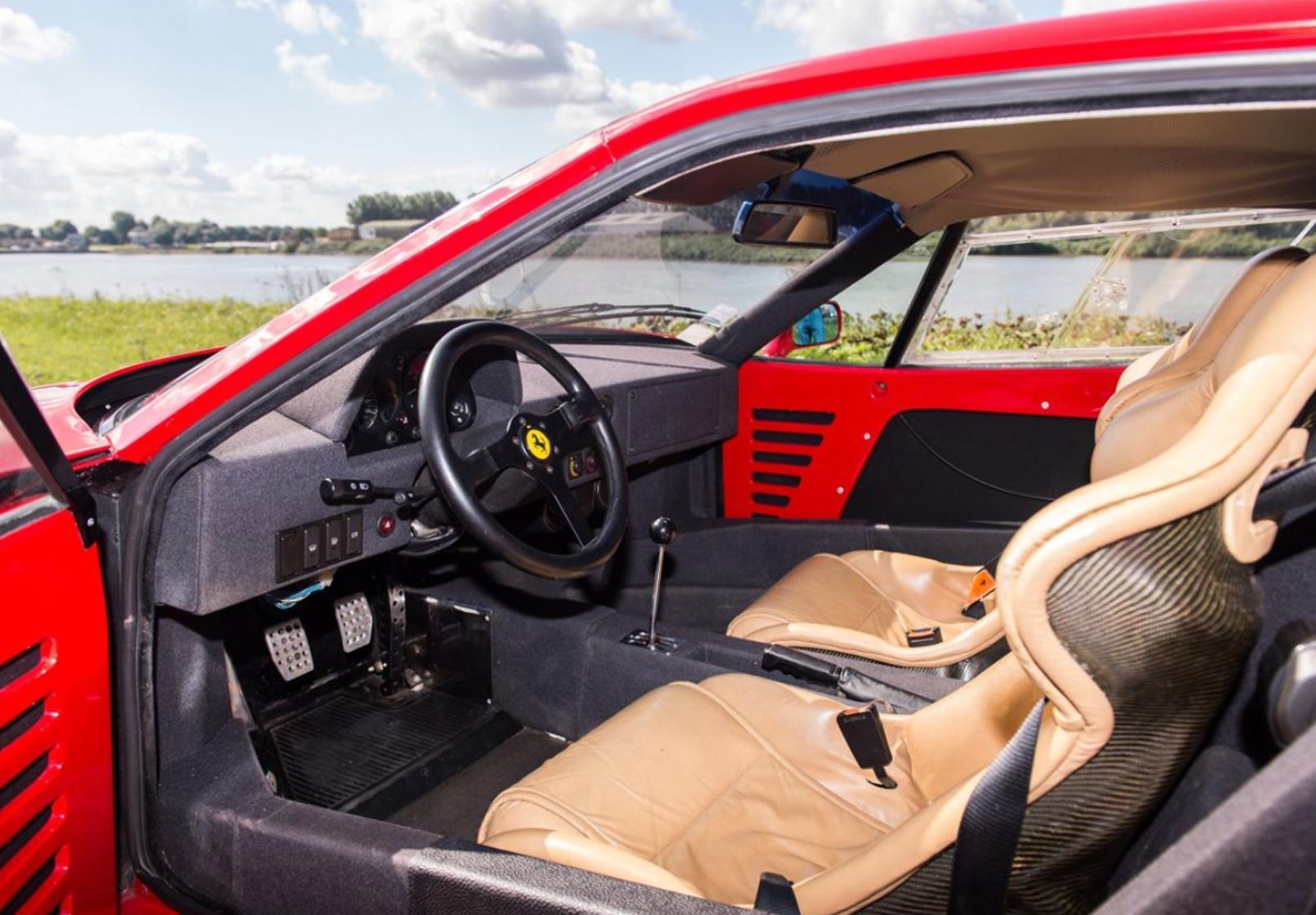 1987 Ferrari F40 Rosso Corsa Ex Nigel Mansell in 1:18 scale by BBR