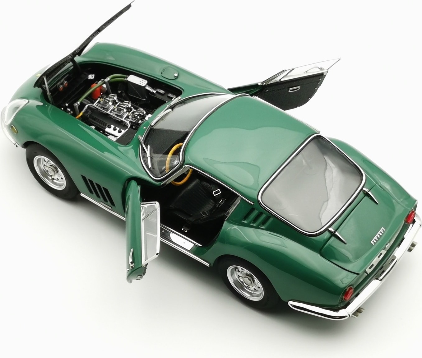 Ferrari 275 GTB/C Verde Pino (Pine Green) Metallic in 1:18 scale by CMC ...
