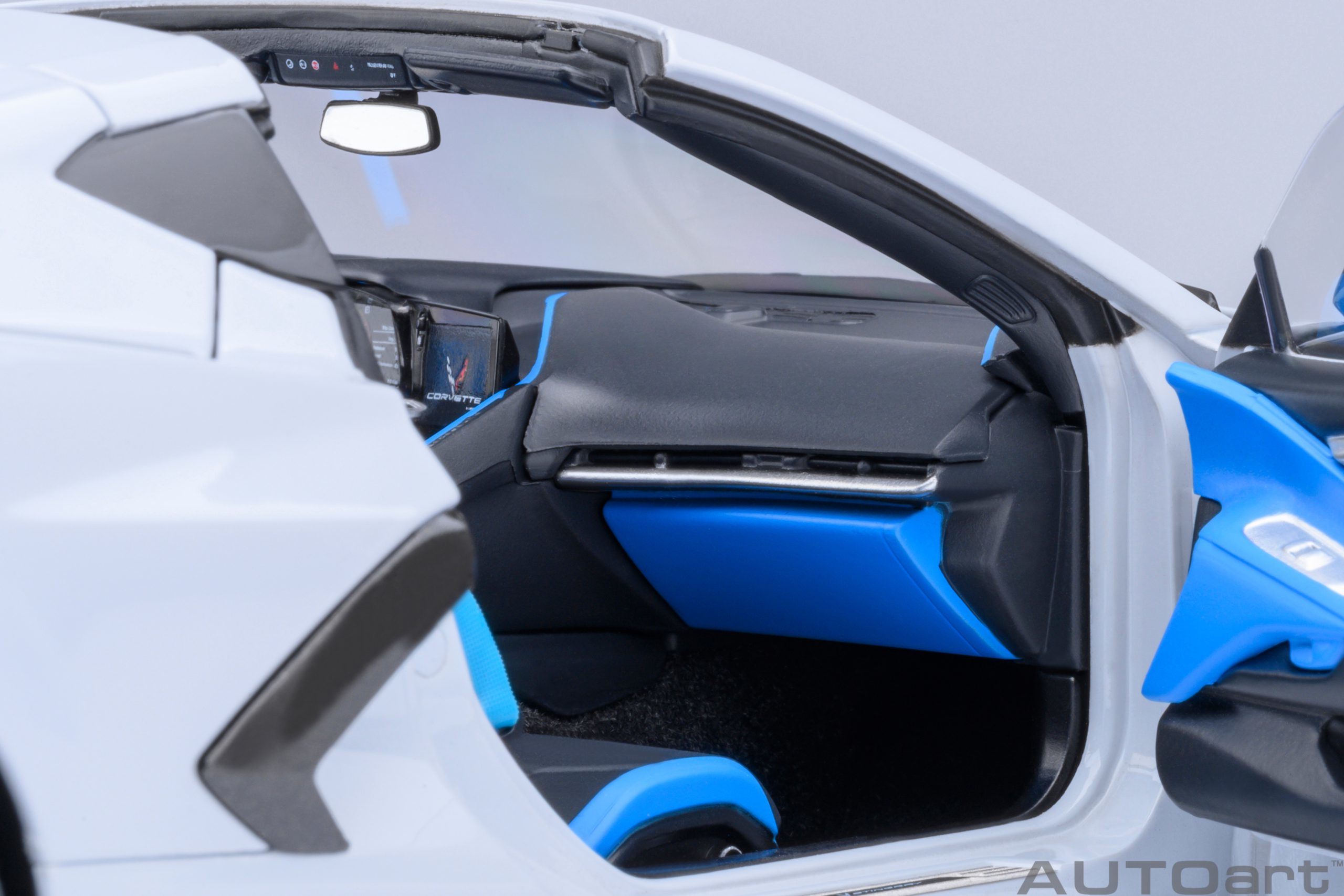 Chevrolet Corvette C8 Stingray Z51 Ceramic Matrix Grey Metallic in 1:18 ...