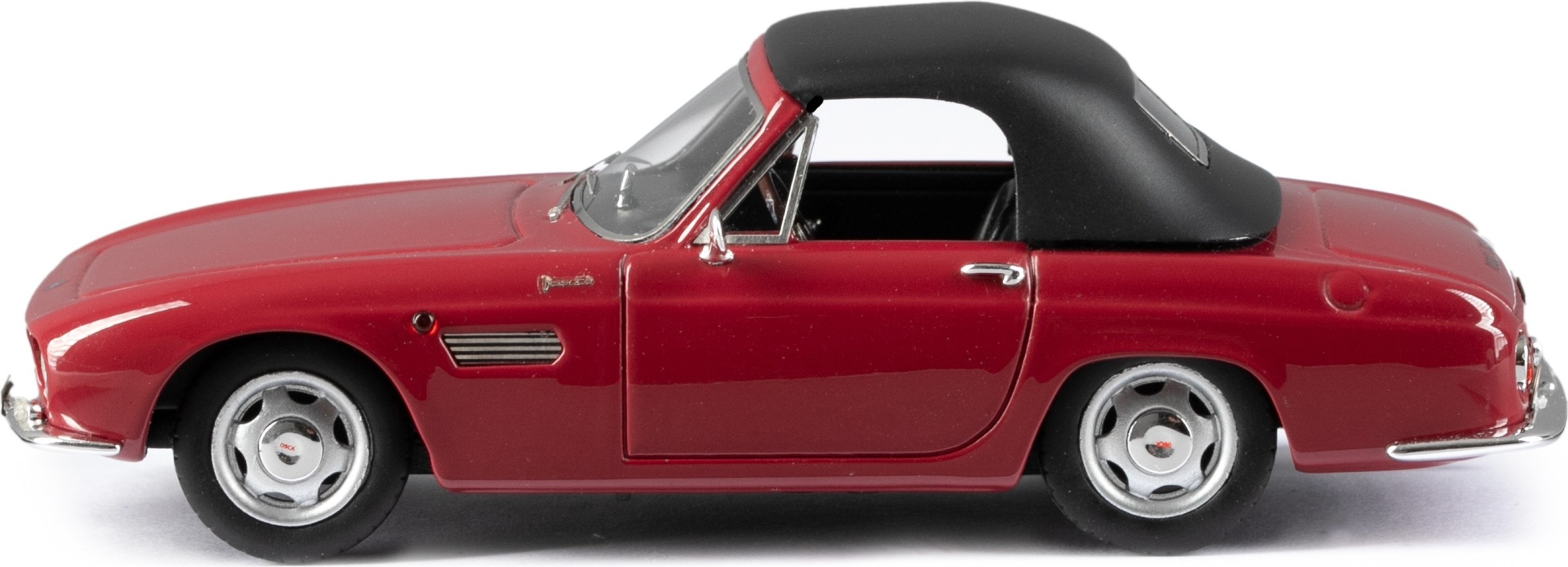 1963 OSCA 1600 GT Convertible by Fissore top up Maroon in 1:43 scale by ...