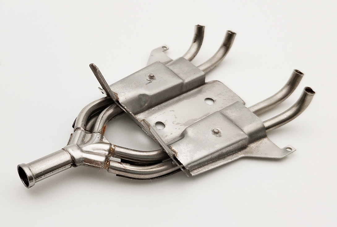 Sebring Exhaust Porsche 904 Carrera GTS in 1:18 scale by CMC