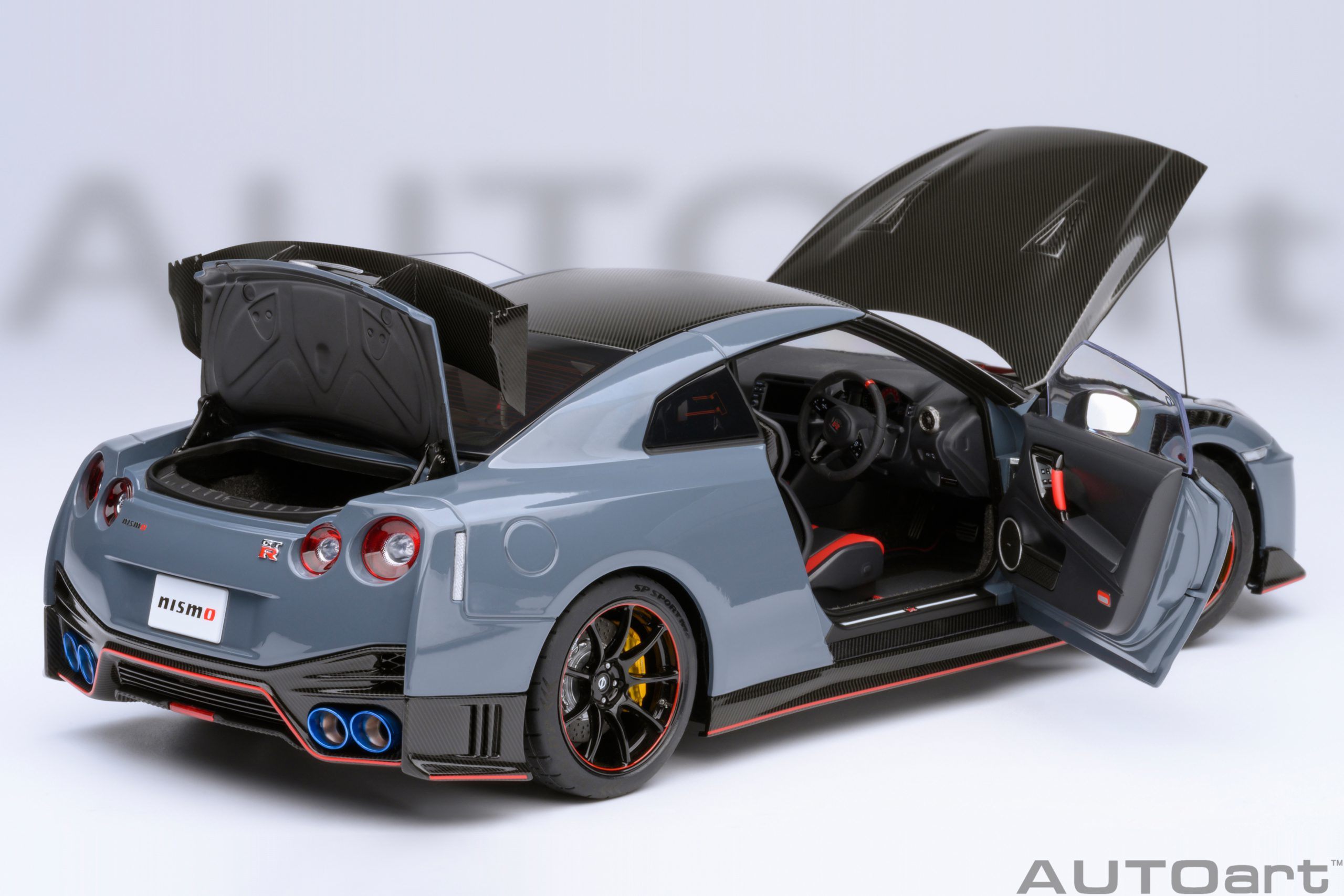 Nissan GT-R (R35) Nismo 2022 Special Edition, Nismo Stealth Gray in 1: ...