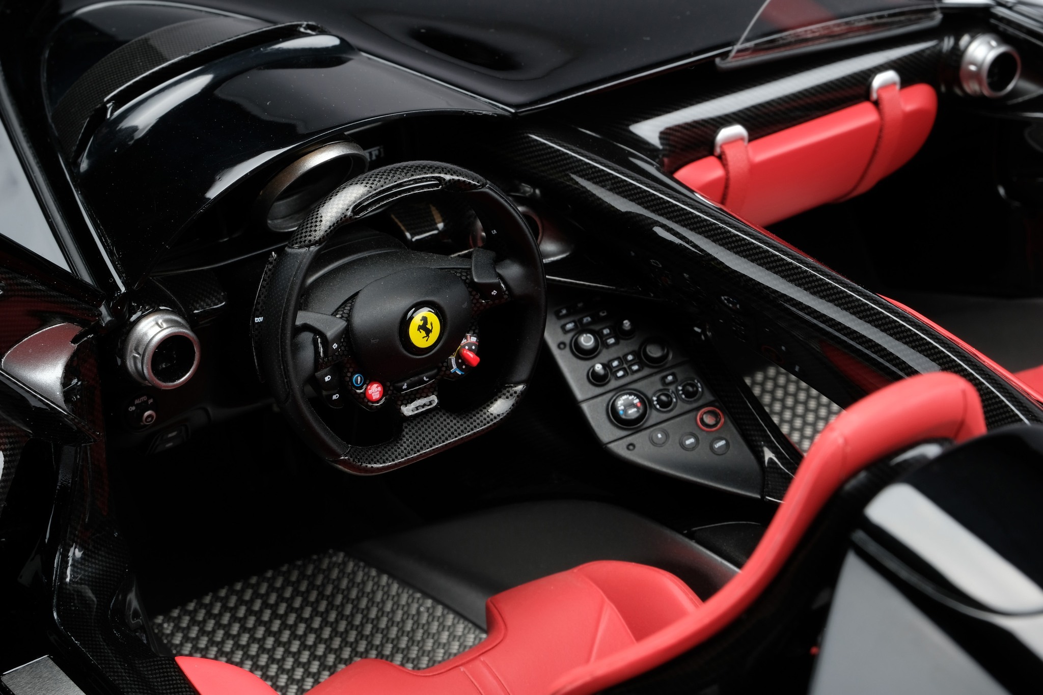 FERRARI MONZA SP2 | LIMITED EDITION 1:8 SCALE by Amalgam