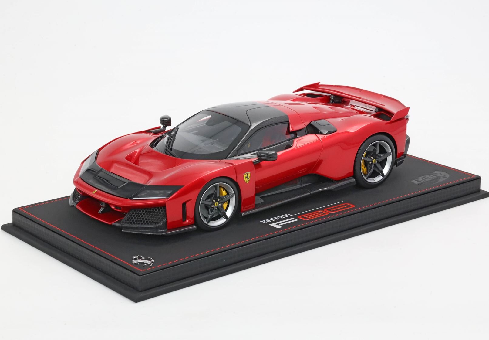 Ferrari F80 Carbon Rosso Supercar - Bicolor Wheels Silver and Carbon in ...