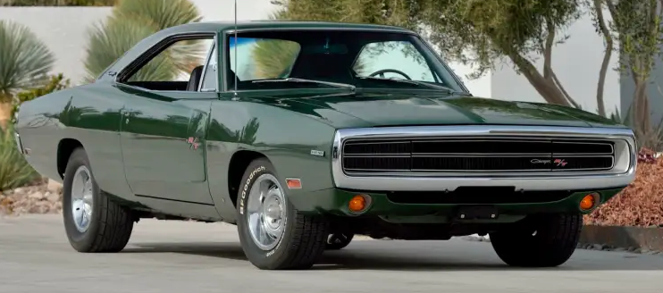 1970 Dodge Charger R/T HEMI - F8 Green in 1:18 scale by Greenlight