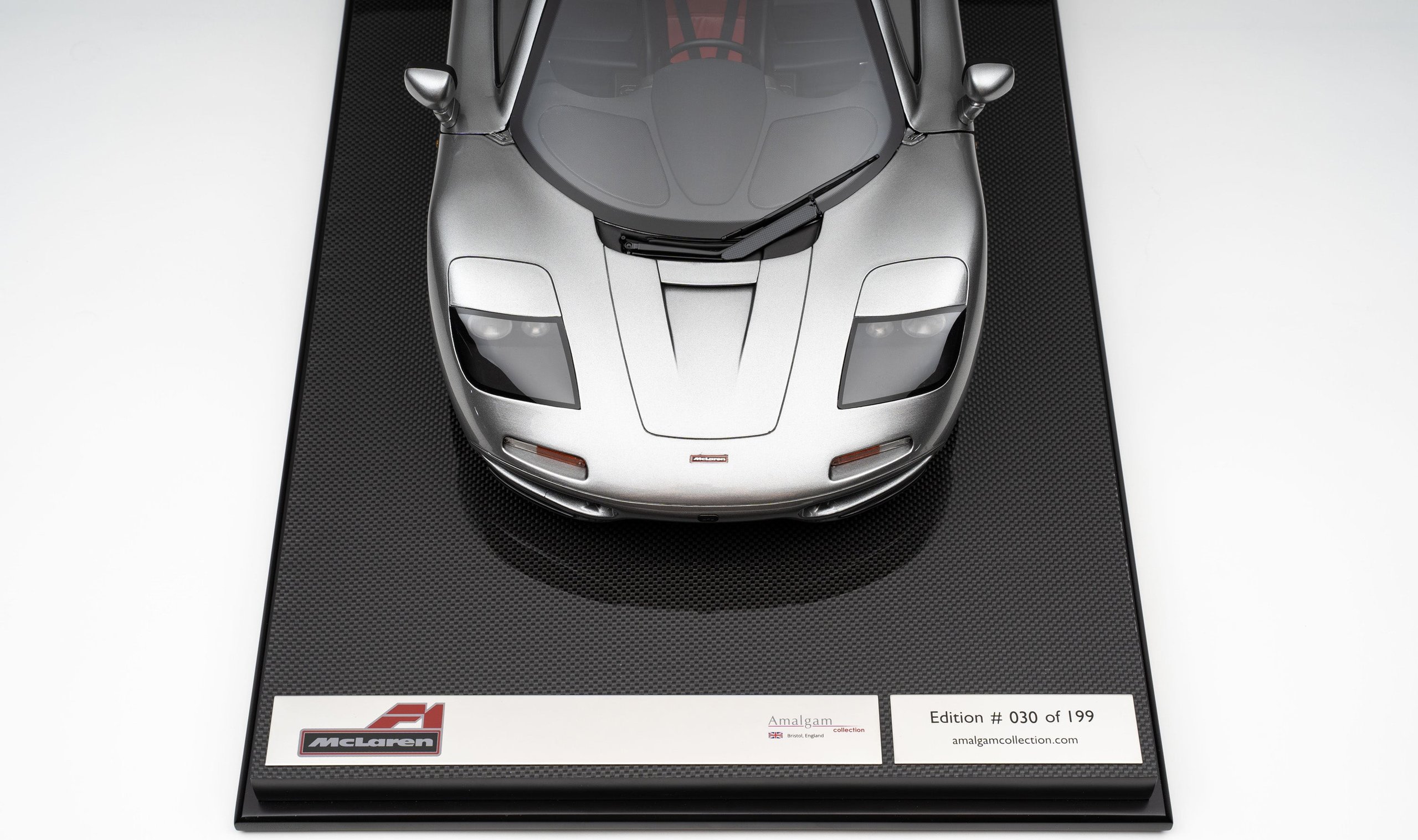 1992 MCLAREN F1 in 1:8 scale by Amalgam by Amalgam