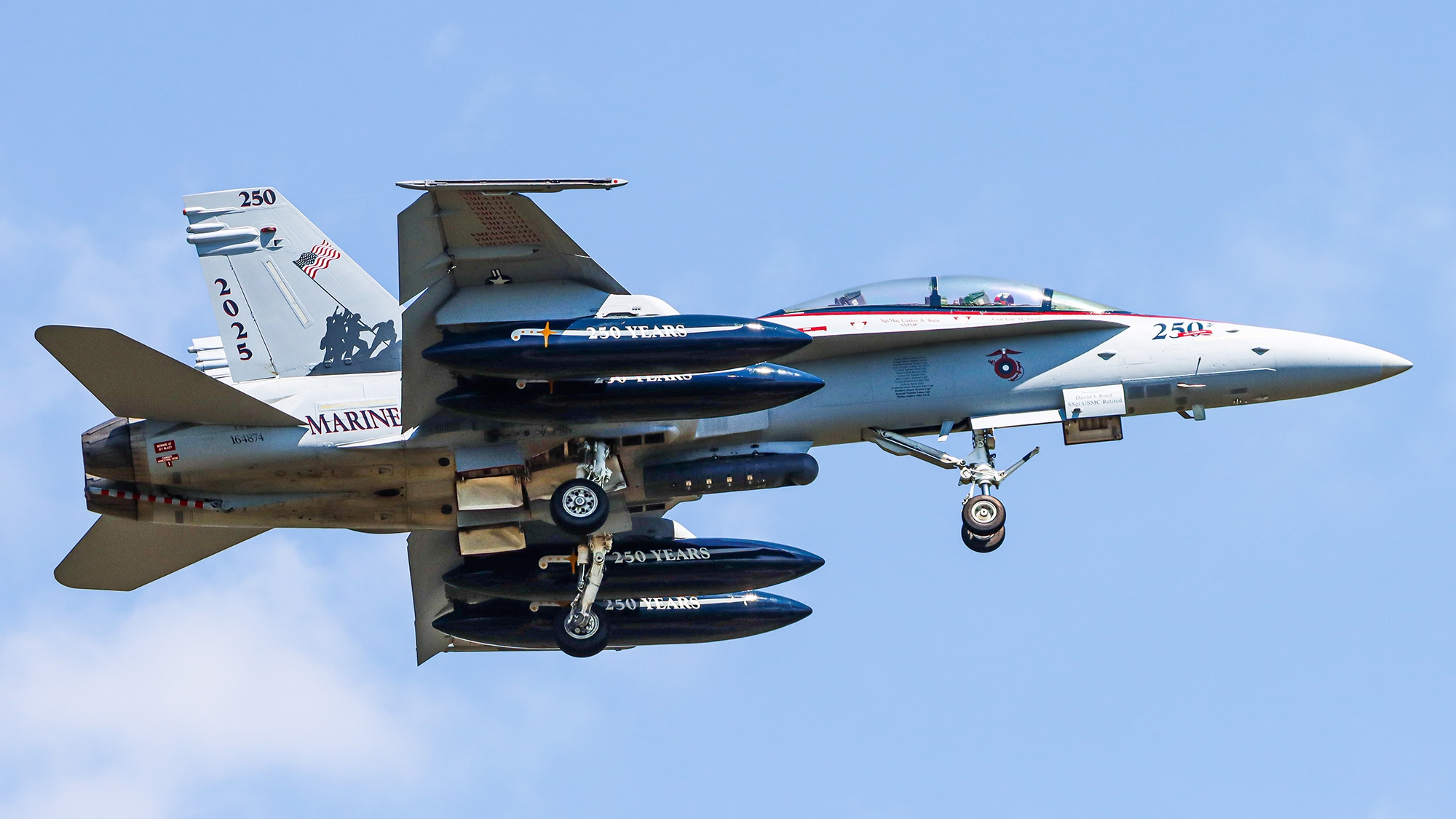 F/A-18D "US Marines 250 Years" 164874 VMFA-112 US Marines 2025 in 1:72 ...