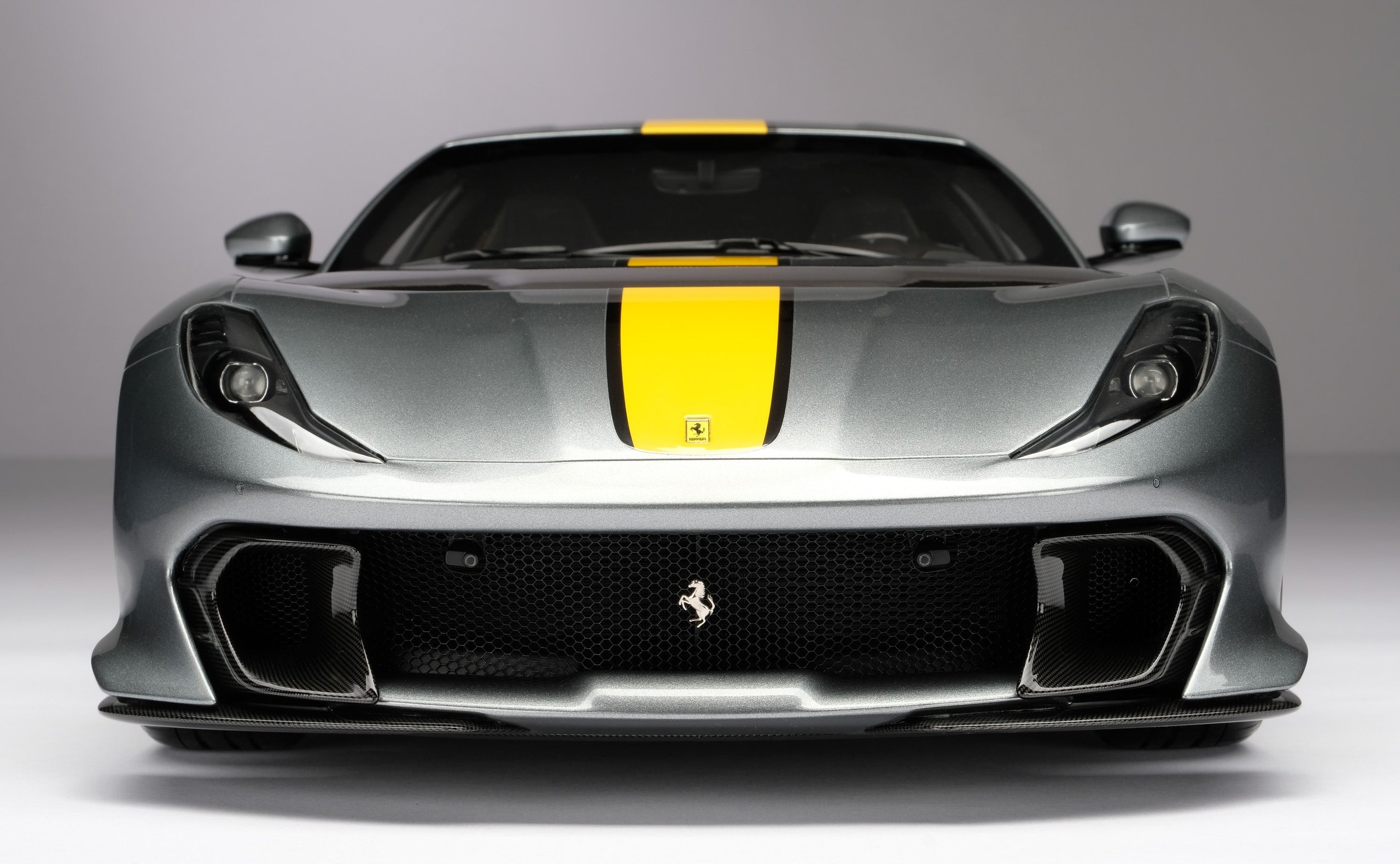 FERRARI 812 COMPETIZIONE in 1:8 scale by Amalgam by Amalgam