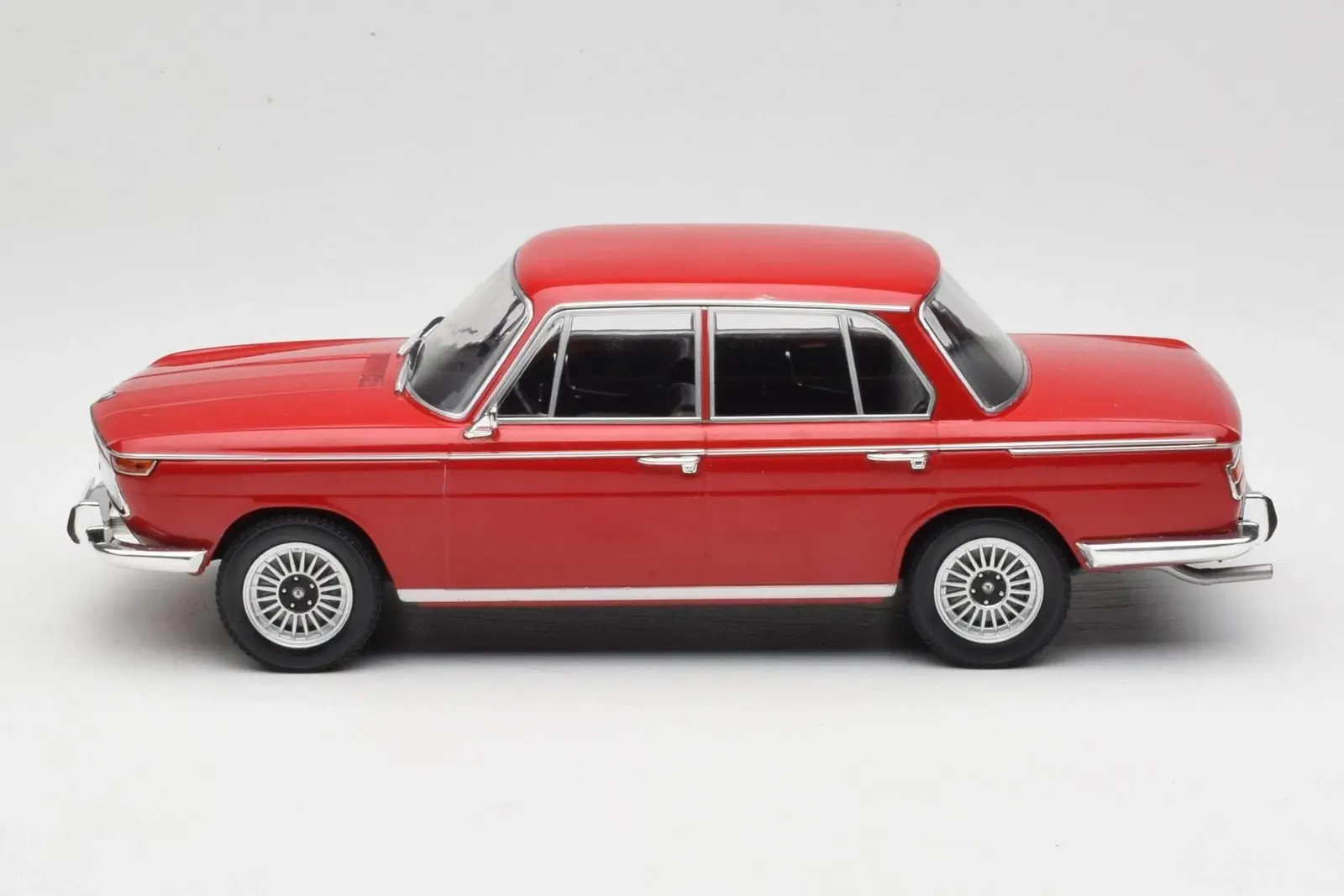 1966 BMW 2000 Type 121 Dark Red in 1:18 scale by MCG