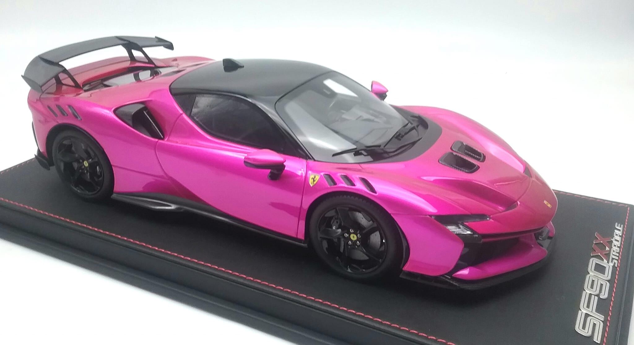 Ferrari SF90 XX Flash Pink Rare Limited Edition of 20pcs in 1:18 scale ...