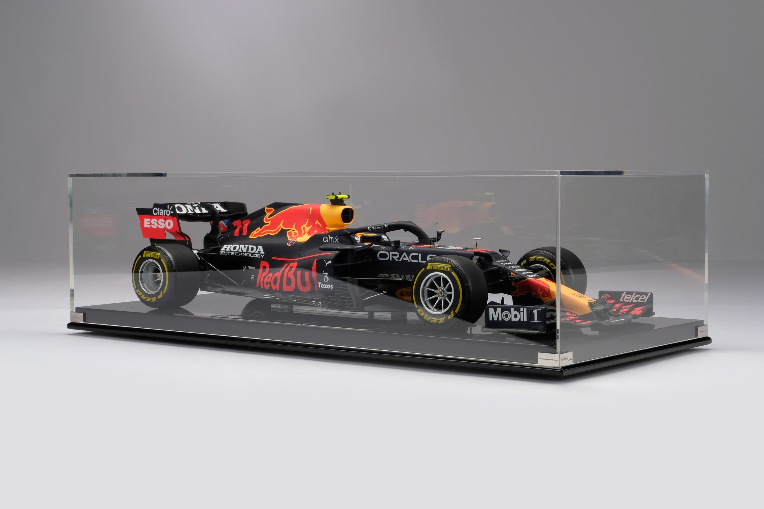 2021 RED BULL RACING HONDA RB16B ABU DHABI GRAND PRIX SERGIO PÉREZ in 1 ...