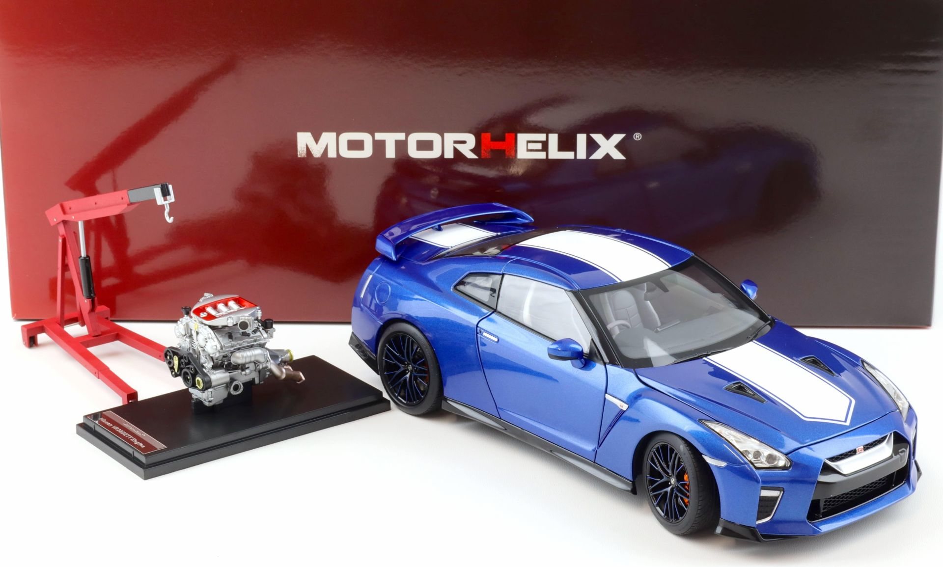 Nissan GT-R R35 50th Anniversary Edition Blue w/ Extra Engine in 1:18 ...