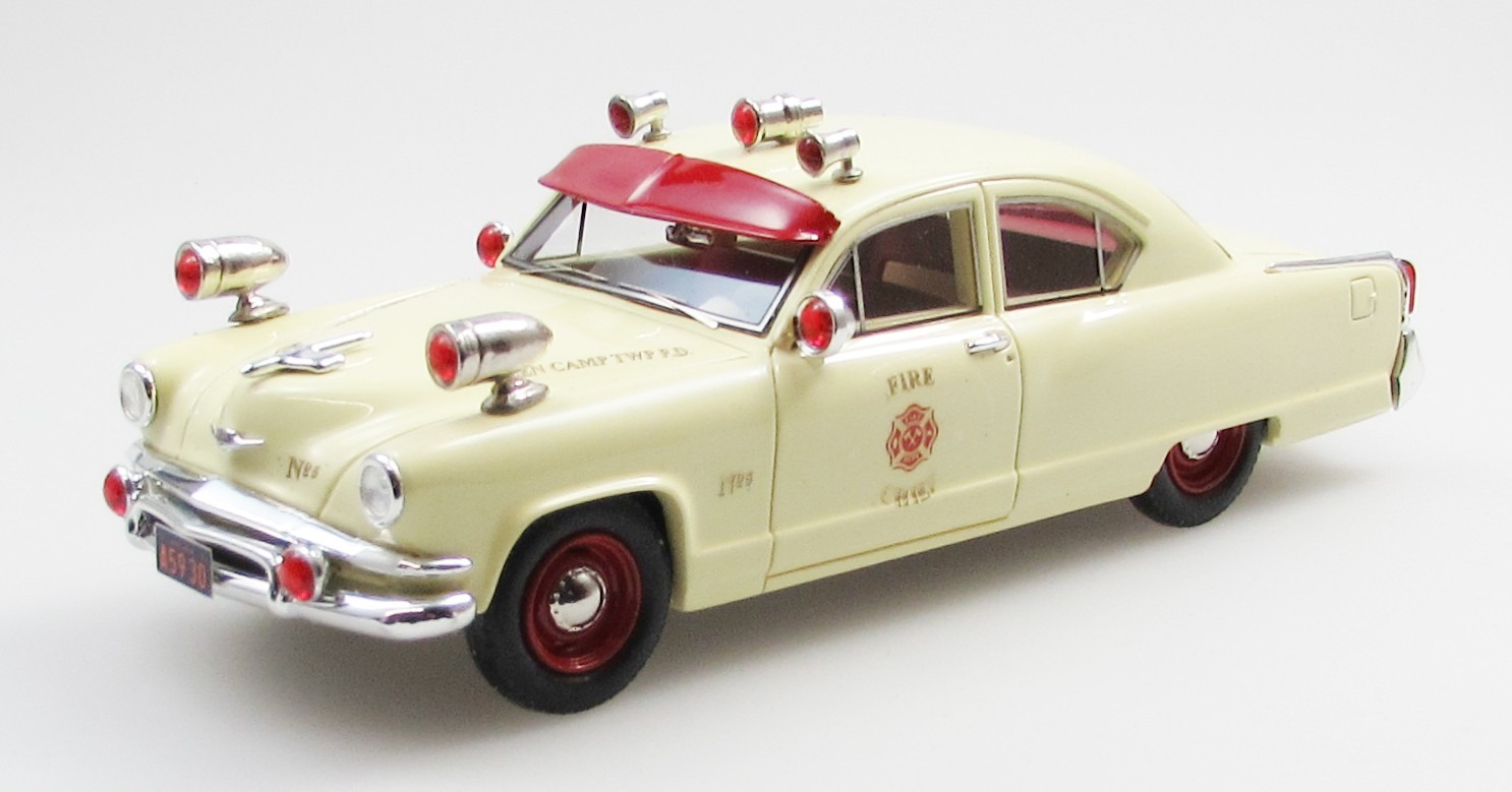 1953 Kaiser Carolina 2 door sedan Fire Chief cream / red in 1:43 scale ...
