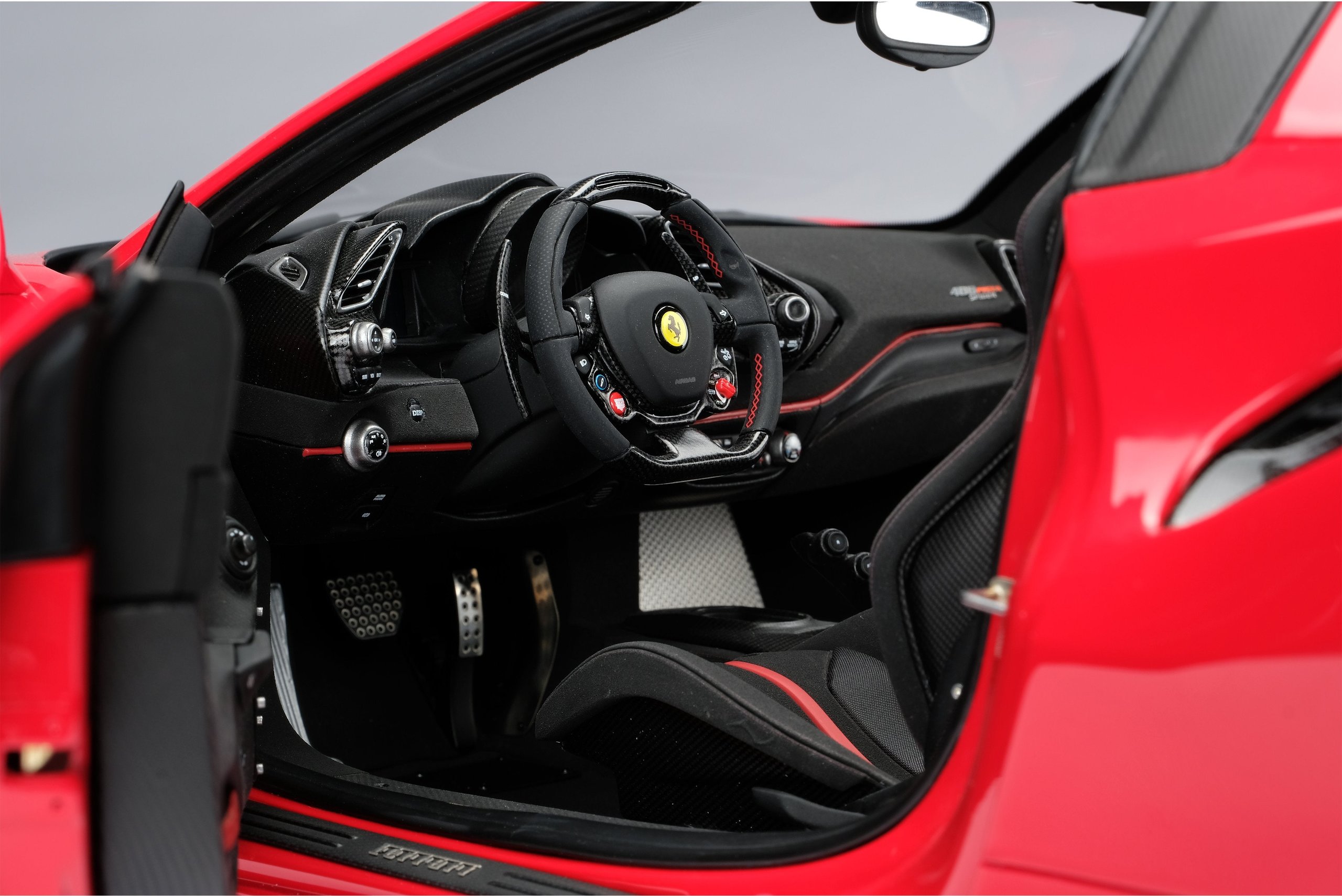 Ferrari 488 Pista Spider in 1:8 by Amalgam