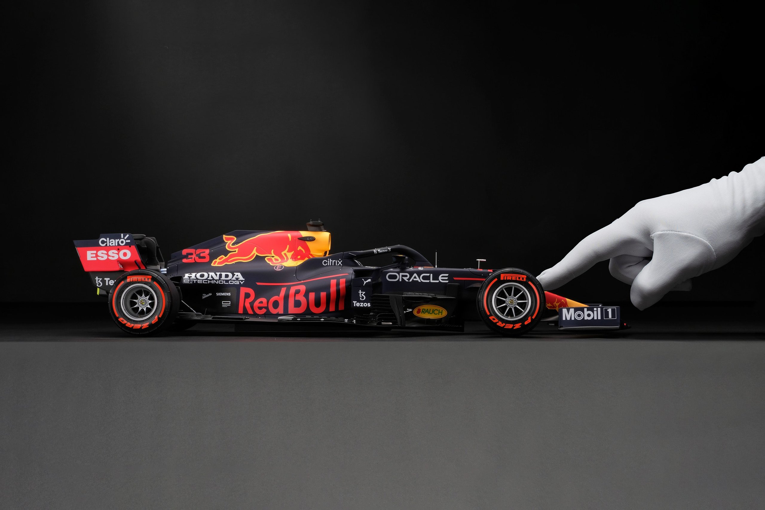 Max Verstappen's 2021 World Championship Winner RED BULL RB16B ABU ...