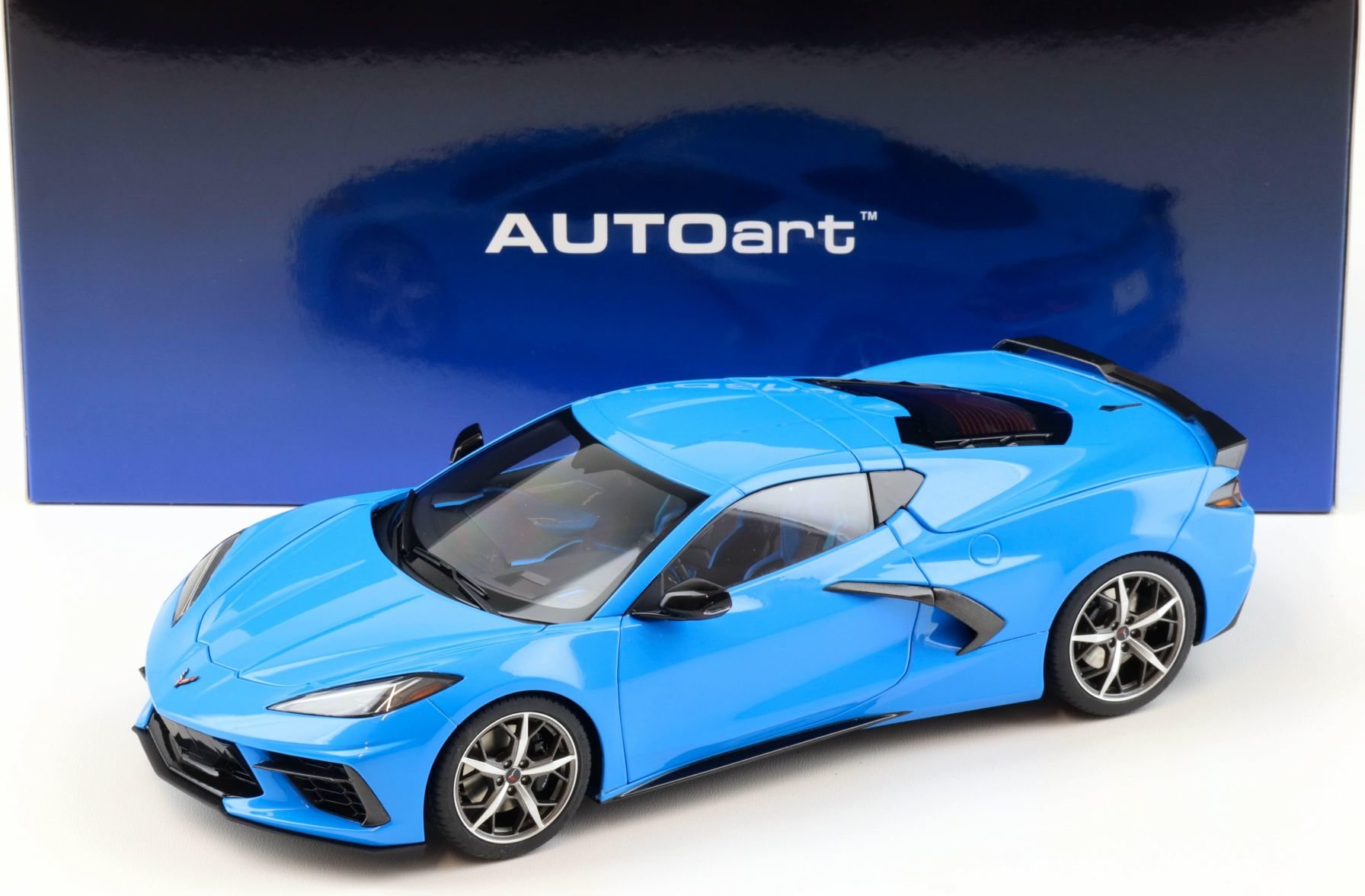 Chevrolet Corvette C8 Stingray Z51 Rapid Blue in 1:18 Scale by AUTOart ...