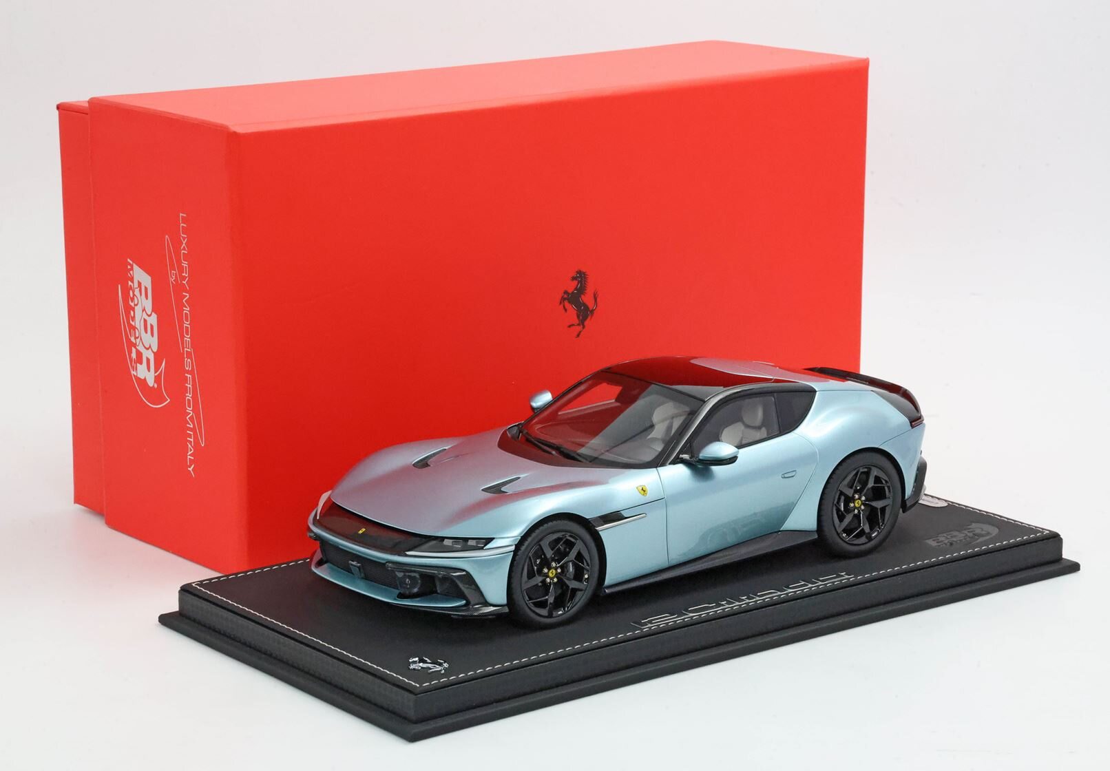 Ferrari 12Cilindri Coupé Celeste Trevi in 1:18 scale by BBR