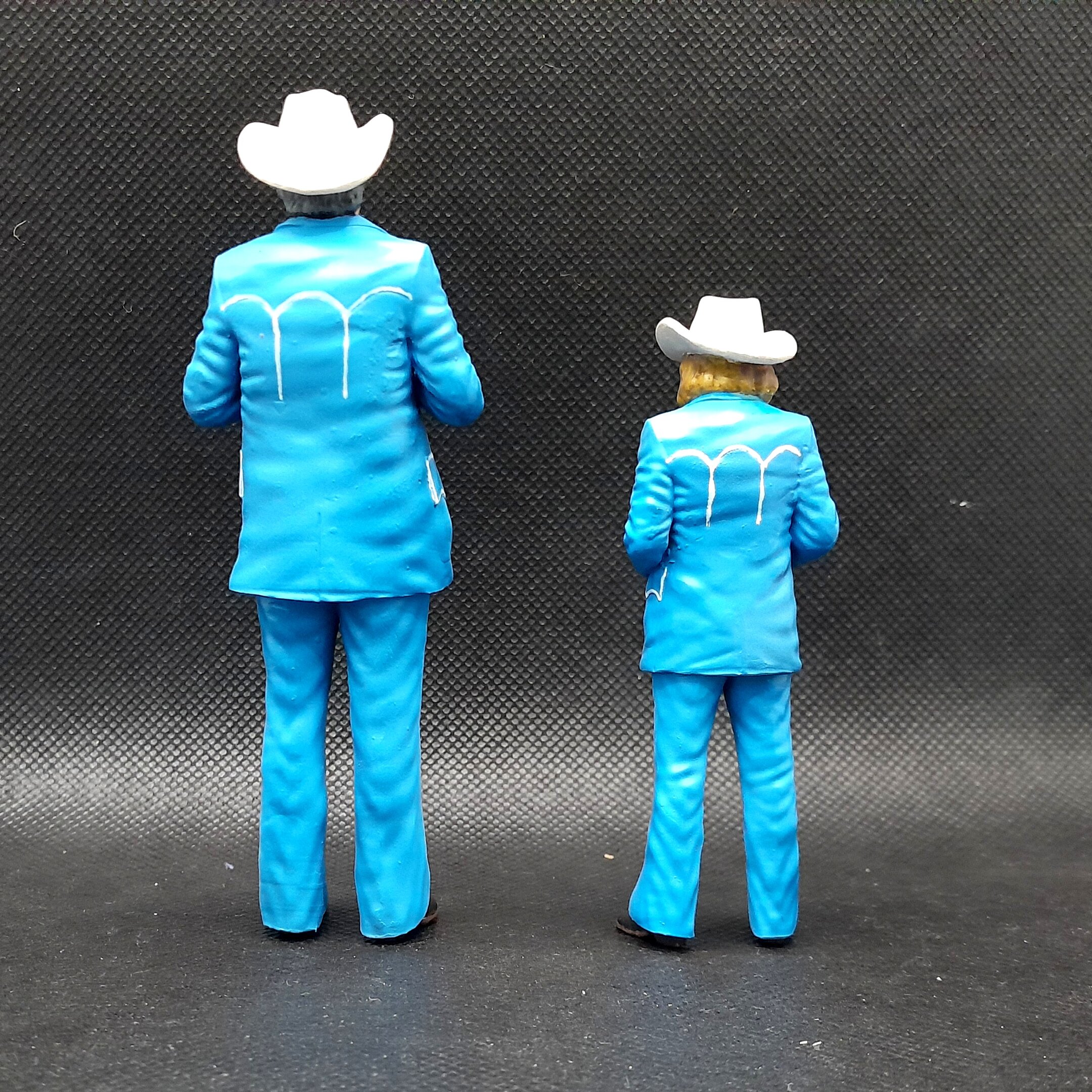 Big and Little Enos Burdette from Smokey and the Bandit in 1:18 scale ...