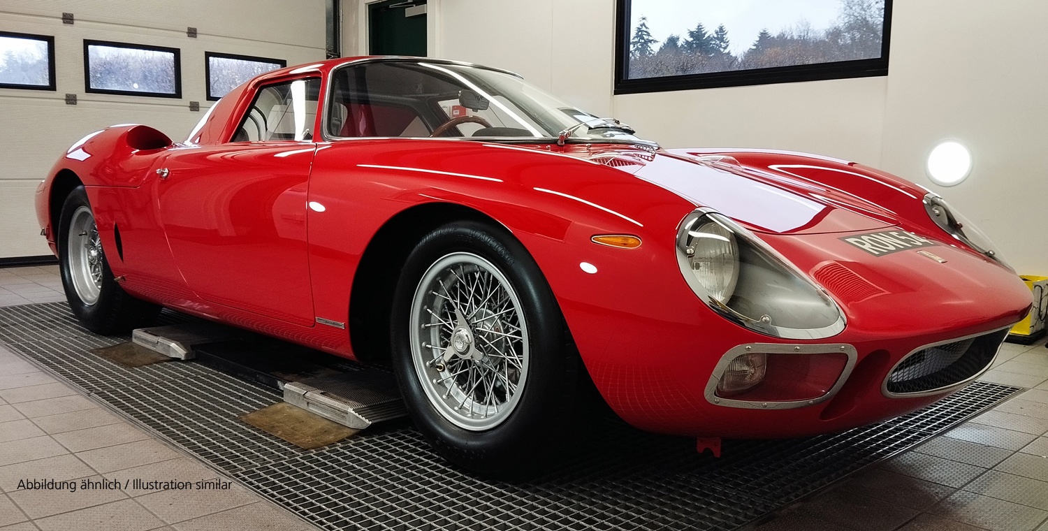 Ferrari 250 LM RHD Ron Fry in 1:18 scale by CMC