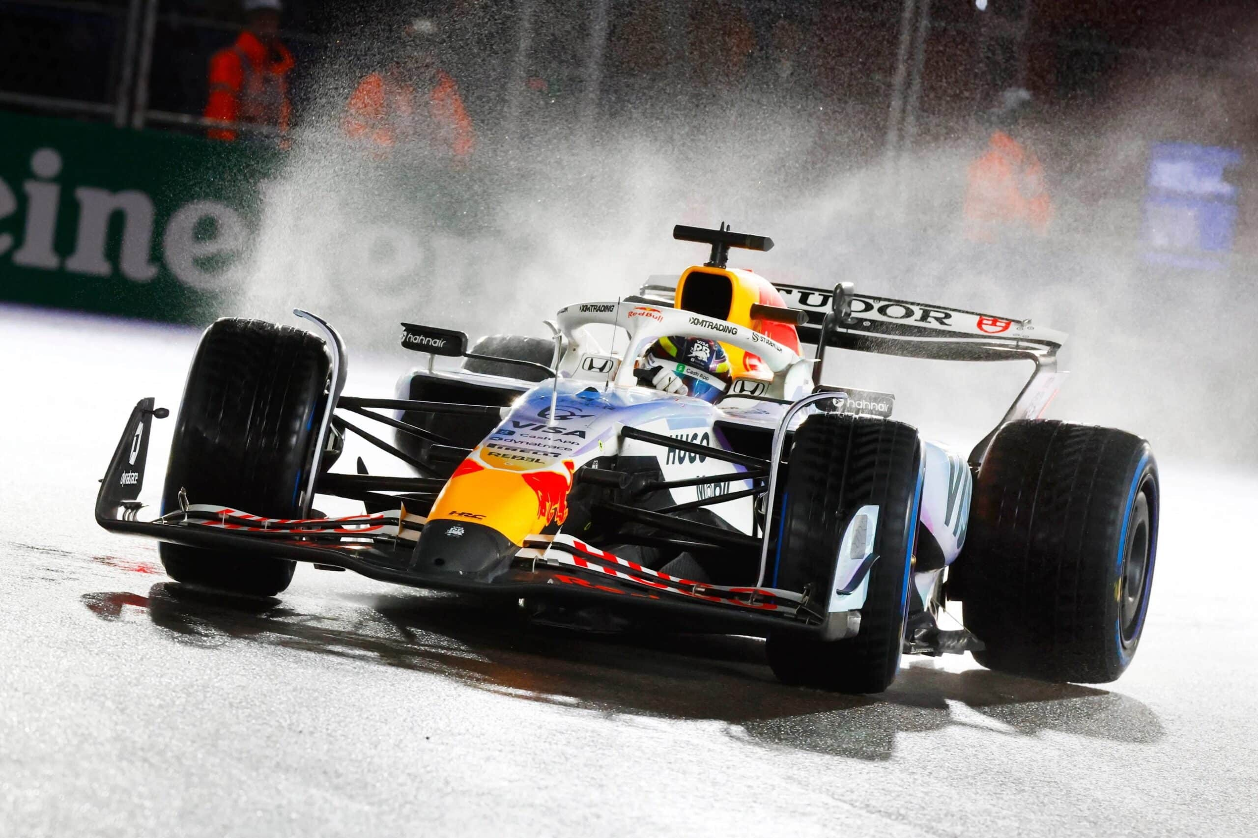 Visa CassApp F1 Team VCARB 02 No.6 6th Las Vegas GP 2025 Isack Hadjar ...