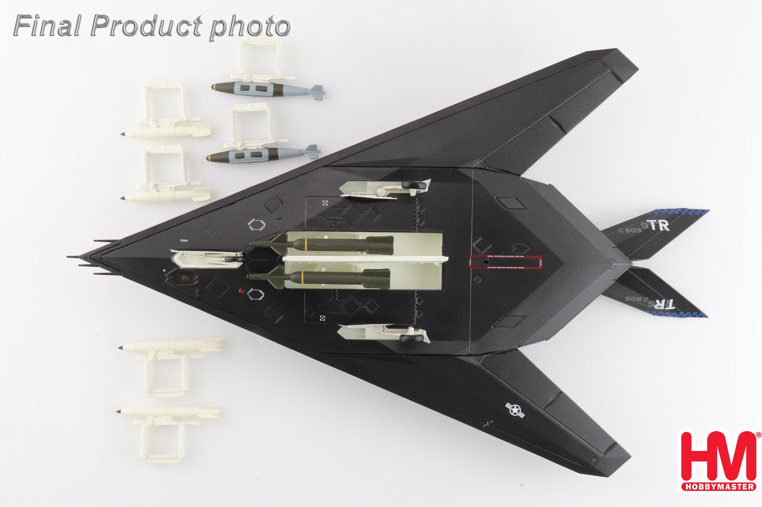 Stealth Fighter F-117A Nighthawk 84-0809 USAF in 1:72 scale by Hobby Master