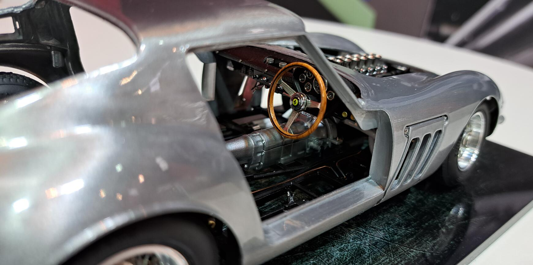 Ferrari 250 GTO Techno Classica 2024 LE 400 in 1:18 scale by CMC