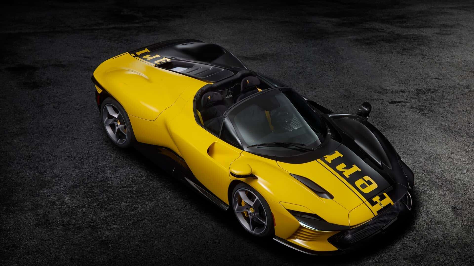 Ferrari Daytona SP3 Giallo Modena/Shiny Carbon in 1:18 scale by MR ...