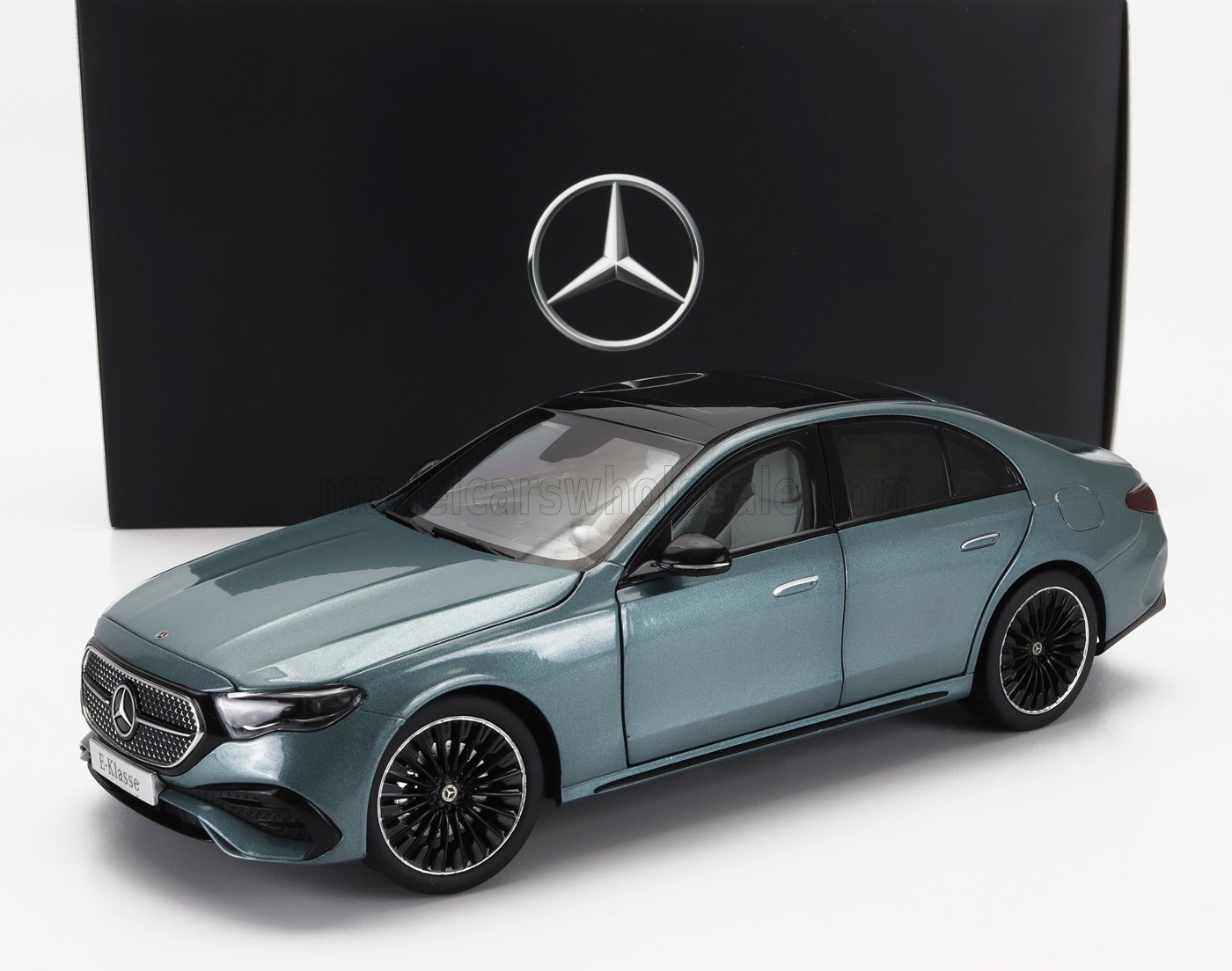 2024 Mercedes Benz AMG E-Class (W214) Light Green Metallic in 1:18 ...