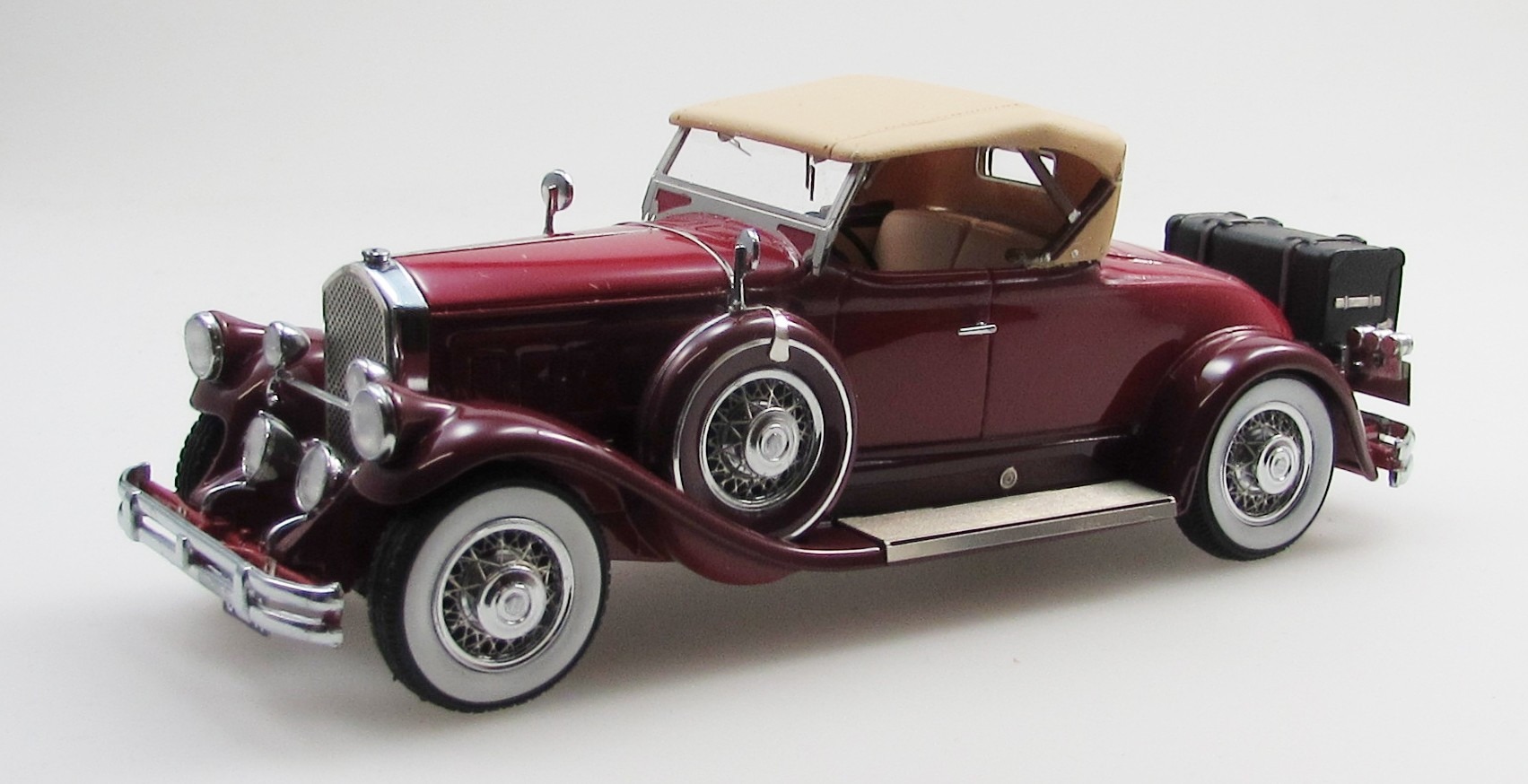 1930 Pierce Arrow Model B Roadster Top Up Maroon/Red in 1:43 scale by ...