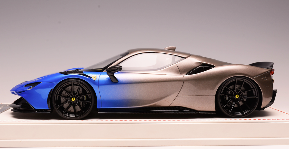 SF90 NOVITEC BLUE/GREY IN 1:18 SCALE W/ LEATHER BASE by Fine Scale Models