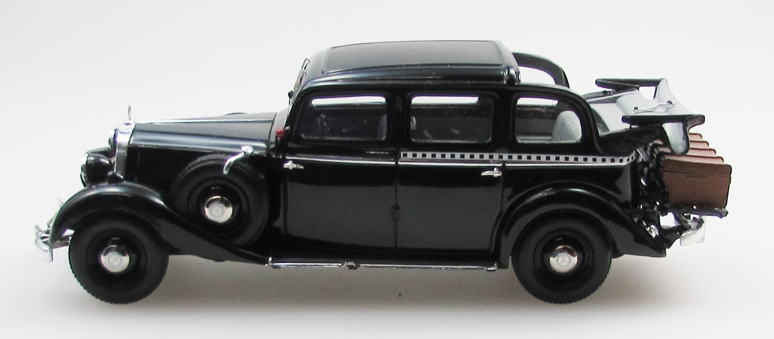 1936 Mercedes-Benz 260D W138 Pullman Landaulet Berlin Taxi top closed ...