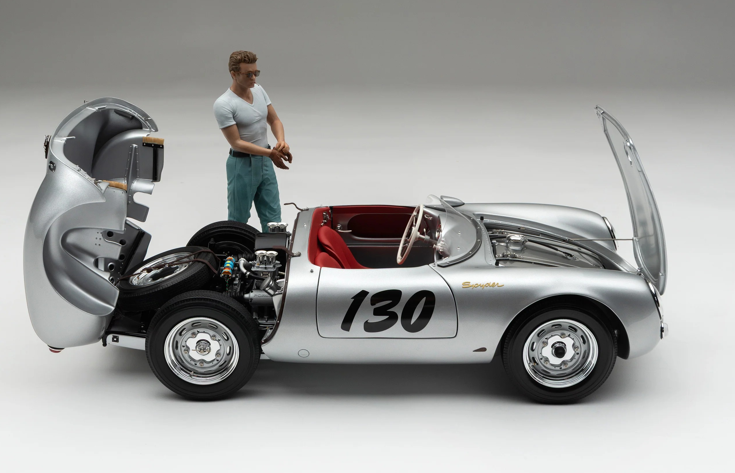 Porsche 550RS Spyder Little Bastard w/ James Dean Figure in 1:8 scale ...