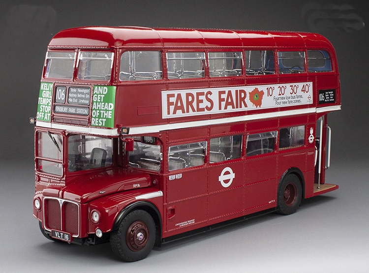 Routemaster Bus RM16-VLT 16 Red in 1:24 scale by Sun Star