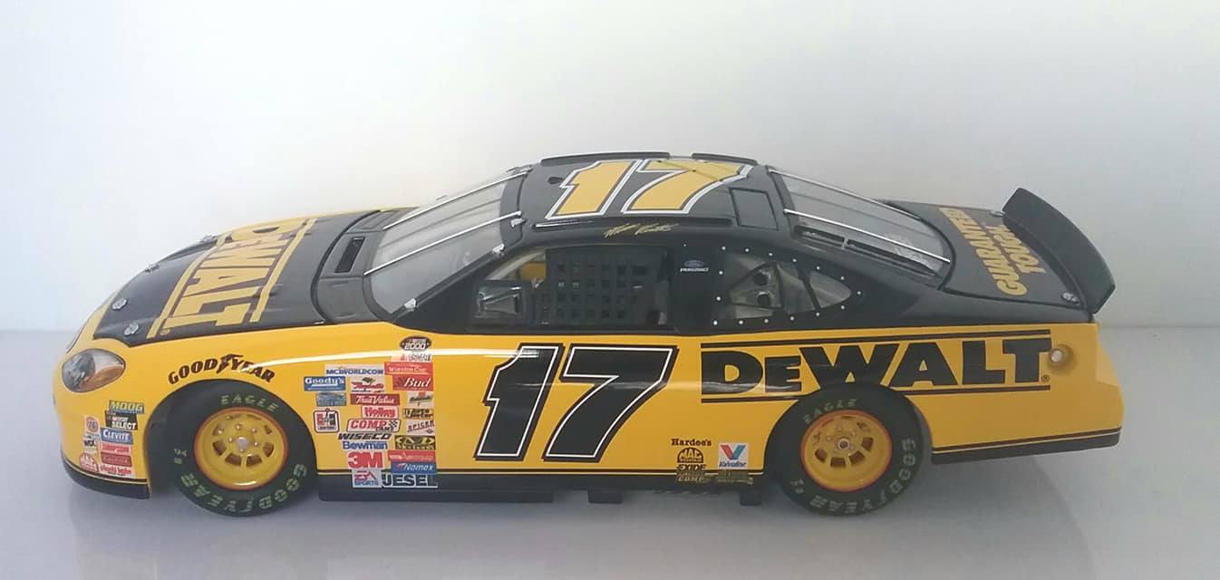 2000 Matt Kenseth #17 Dewalt Ford Taurus NASCAR in 1:24 scale by Team ...