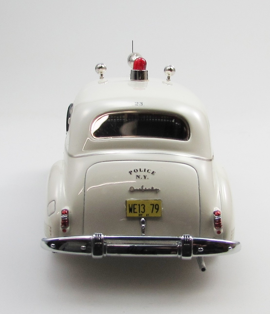 1942 Packard 160 7-seat limousine New York State police white/black in ...
