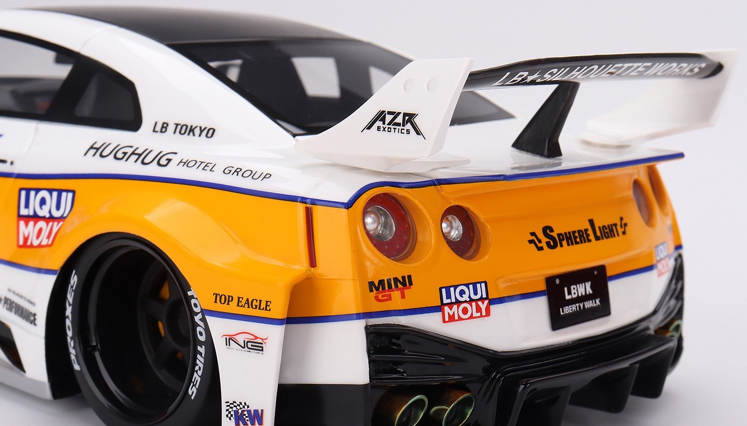 Nissan LB-Silhouette WORKS GT 35GT-RR Ver.1 LB Racing in 1:18 scale by ...