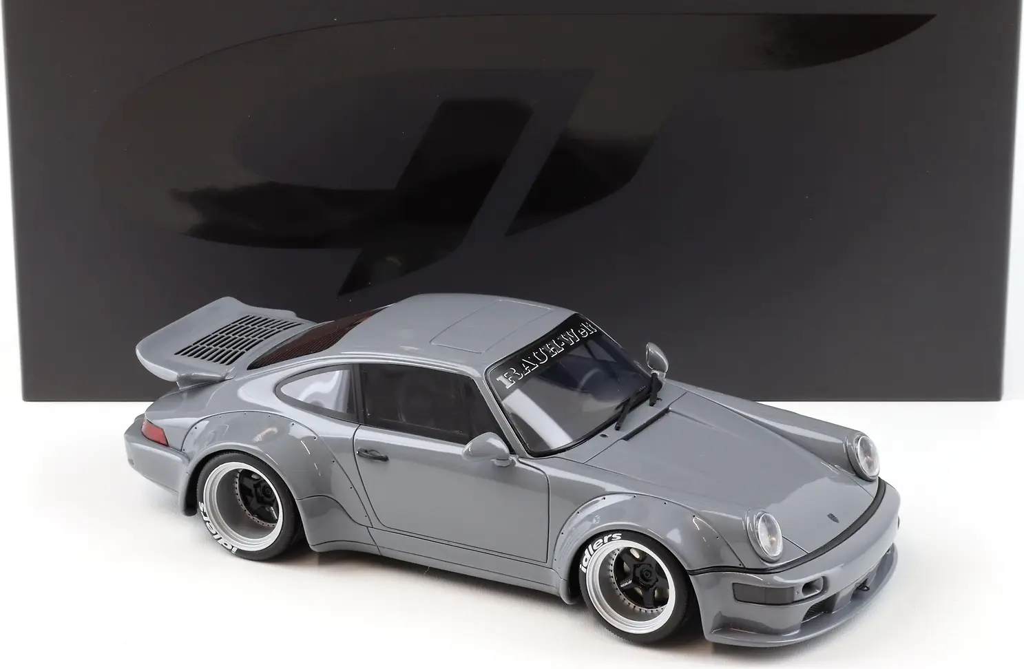 2015 Porsche RWB Jonibal Grey in 1:18 scale by GT Spirit