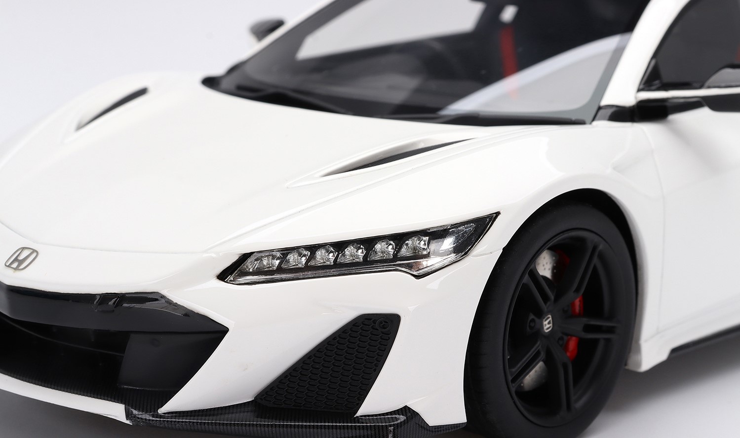 2022 Honda NSX Type S 130R White RHD in 1:18 scale by Topspeed