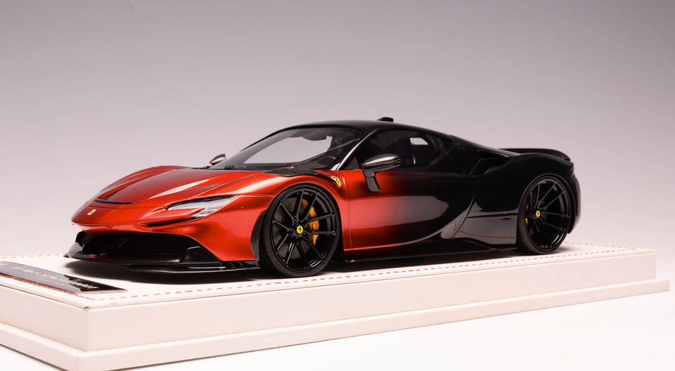 SF90 NOVITEC red/black w/leather base in 1:18 scale by Fine Scale Models